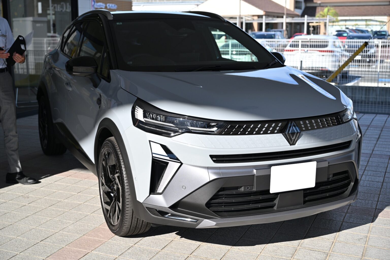 【自腹で買って本音レビュー】2025新型キャプチャー 納車と納車後レビュー 実燃費も。 | 青天井なCAR LIFE